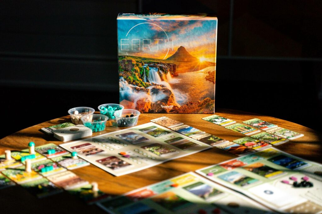 Earth (board game) – Green Media Mediography